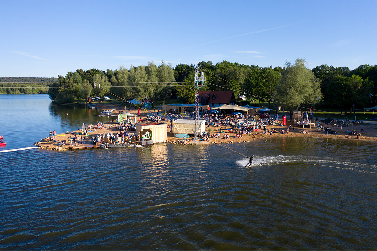 Fotos vom Bau der neuen Wakeboard Anlage | WAKEPARK BROMBACHSEE
